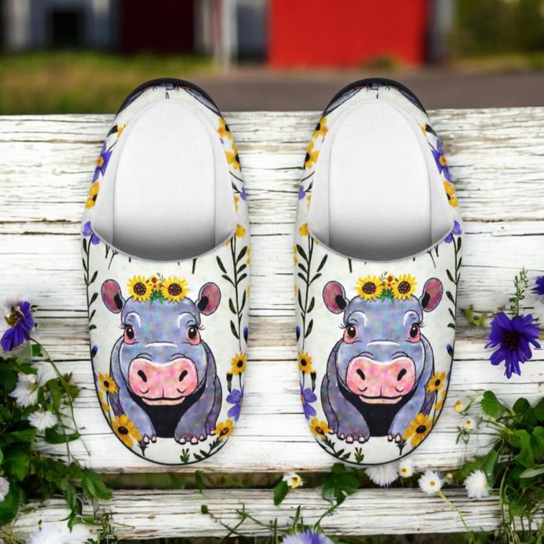 Pretty Hippo Origional Artist Design Women's Comfy Cute Indoor Artful ...