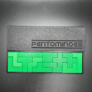 Pentominoes Pocket Puzzle - Brain-boosting Fun, 4 Difficulty Levels ...