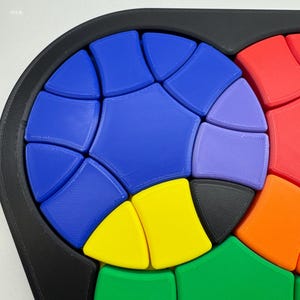 Hex Shaper Puzzle - Rotate Rings to Match Pattern, Fun for Kids ...