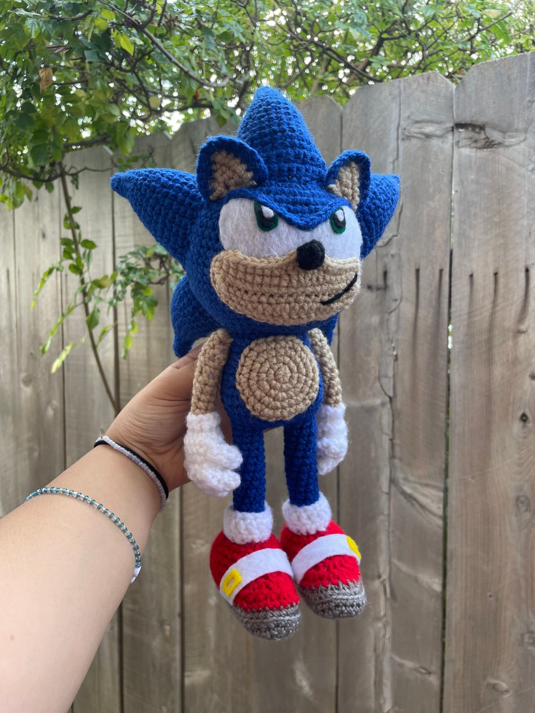 Crocheted Sonic the Hedgehog - Etsy