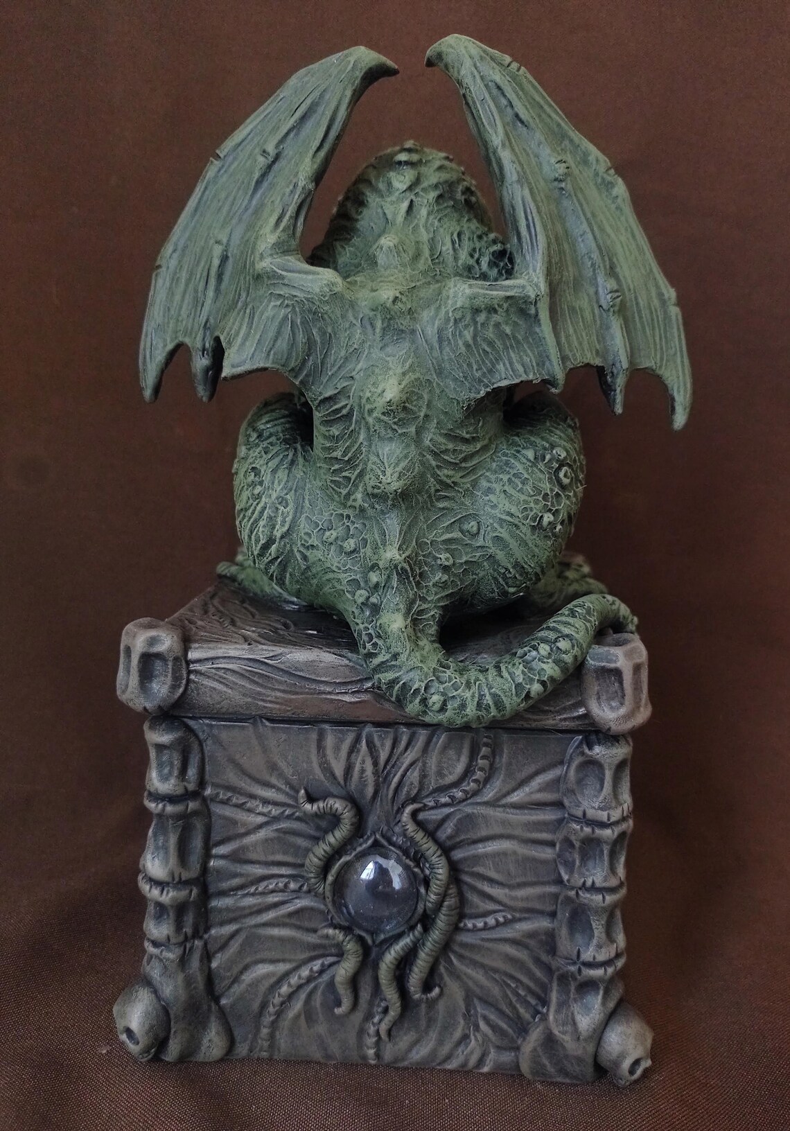Figura De Cthulhu En Altar, Mini Caja Altar Del Dios Primigenio Cthulhu ...