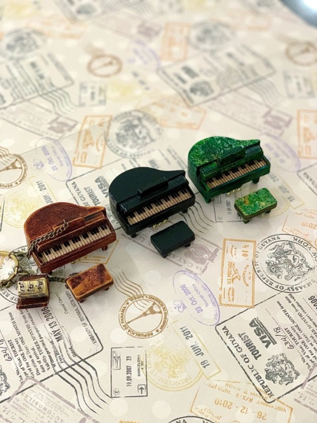 Piano Leather Keychain.100% Handmade Leather Key Chains .piano Key Ring ...