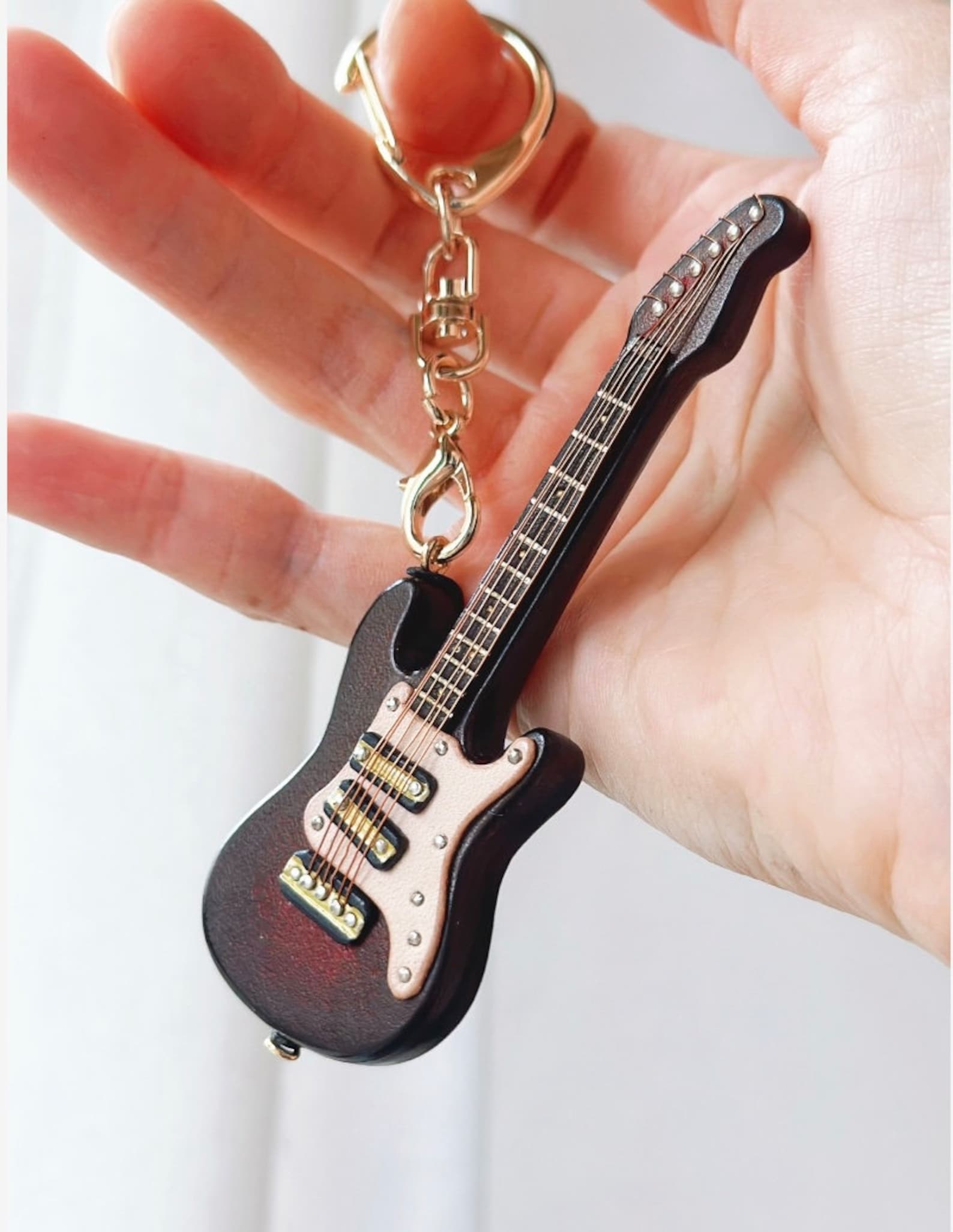 Personalized Electric Guitar Keychain,custom Photo Name Guitar Keychain ...