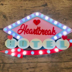 Heartbreak Hotel Valentine’s Day Marquee Sign | Retro Lighted Valentine ...