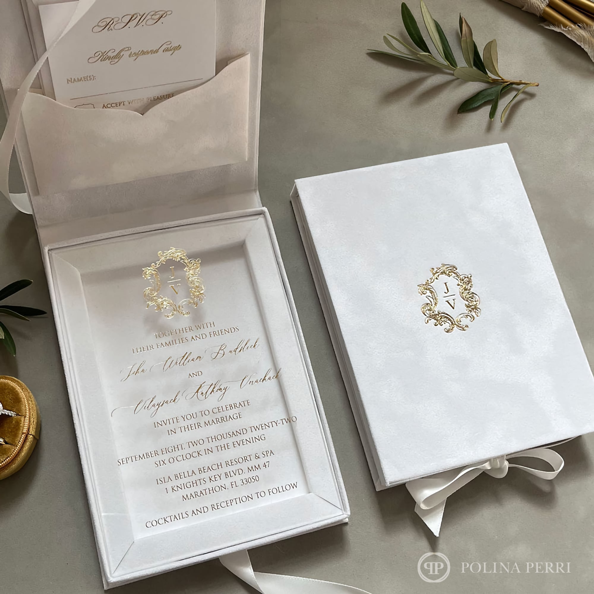 Luxury Boxed Wedding Invitations (5.7”x7.8”/145 X 200 Mm), White Velvet ...