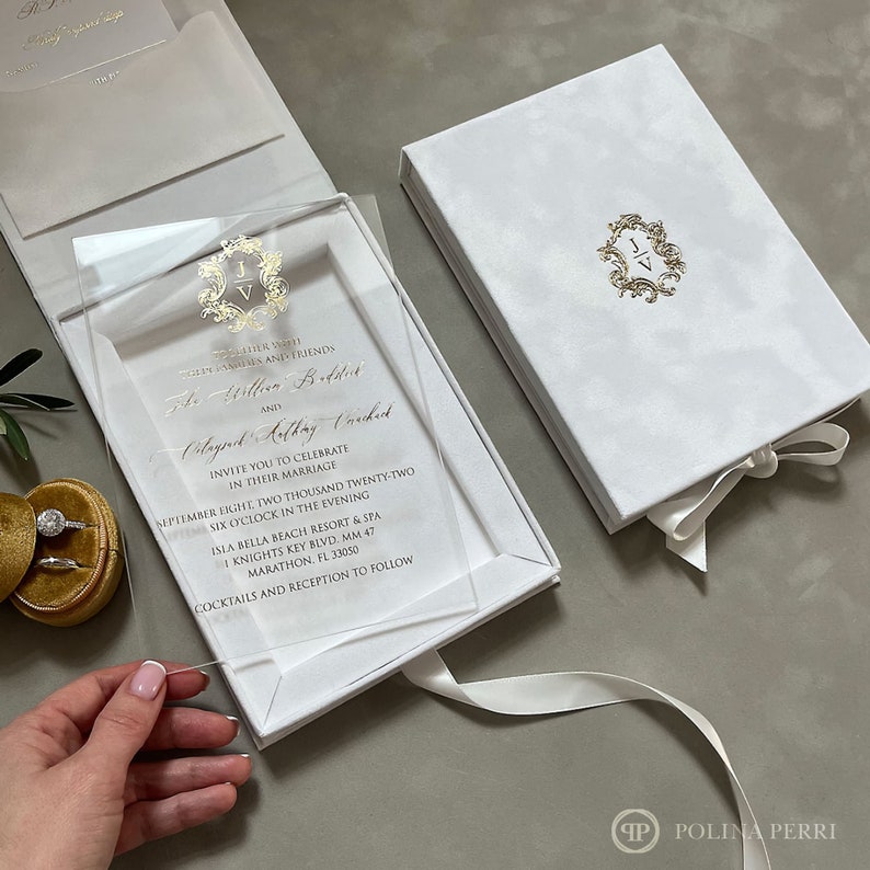 Luxury Boxed Wedding Invitations (5.7”x7.8”/145 X 200 Mm), White Velvet ...