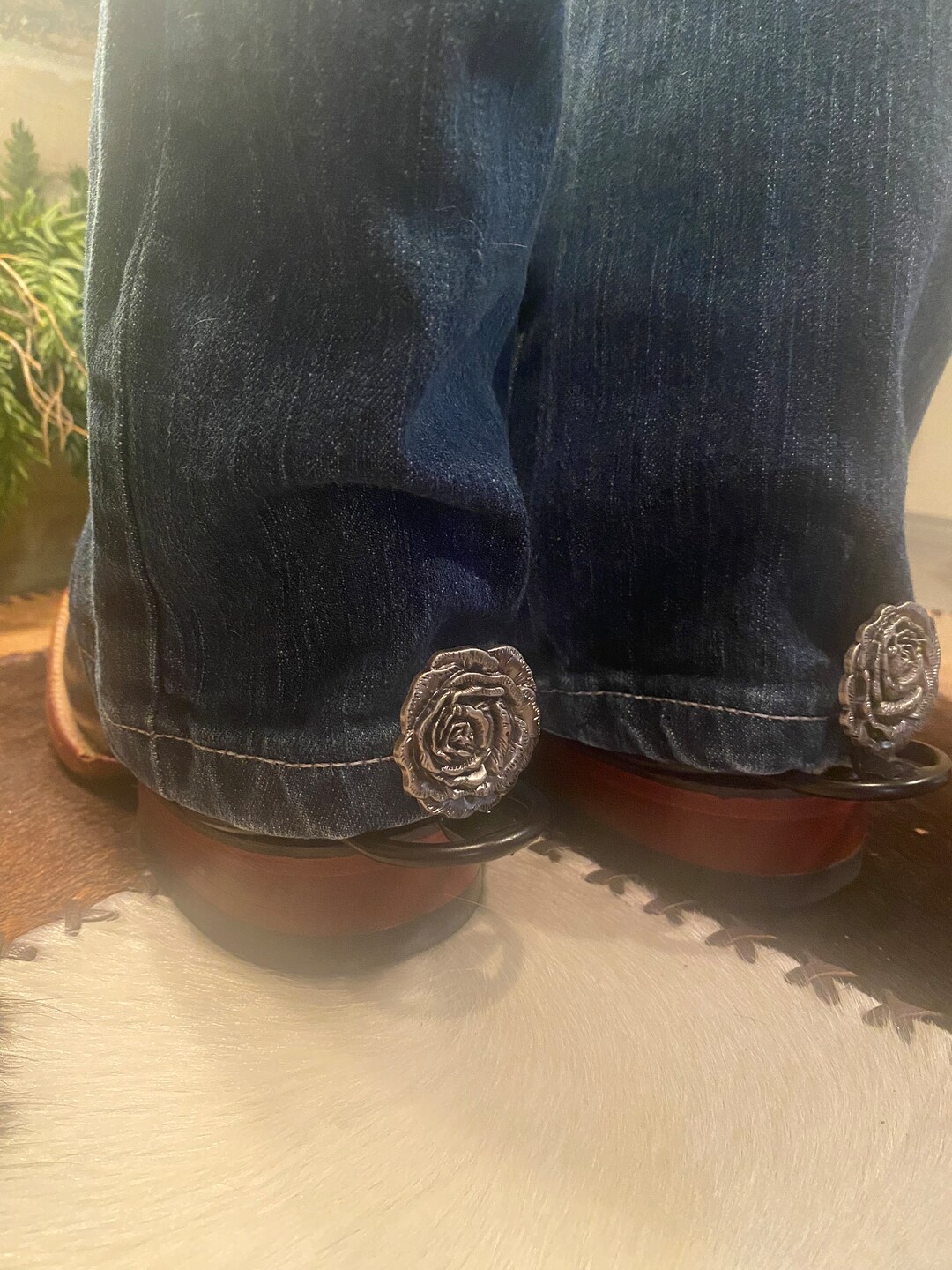 Hem Hikers- Antique Silver Rose Concho 1.5 Inch - Etsy