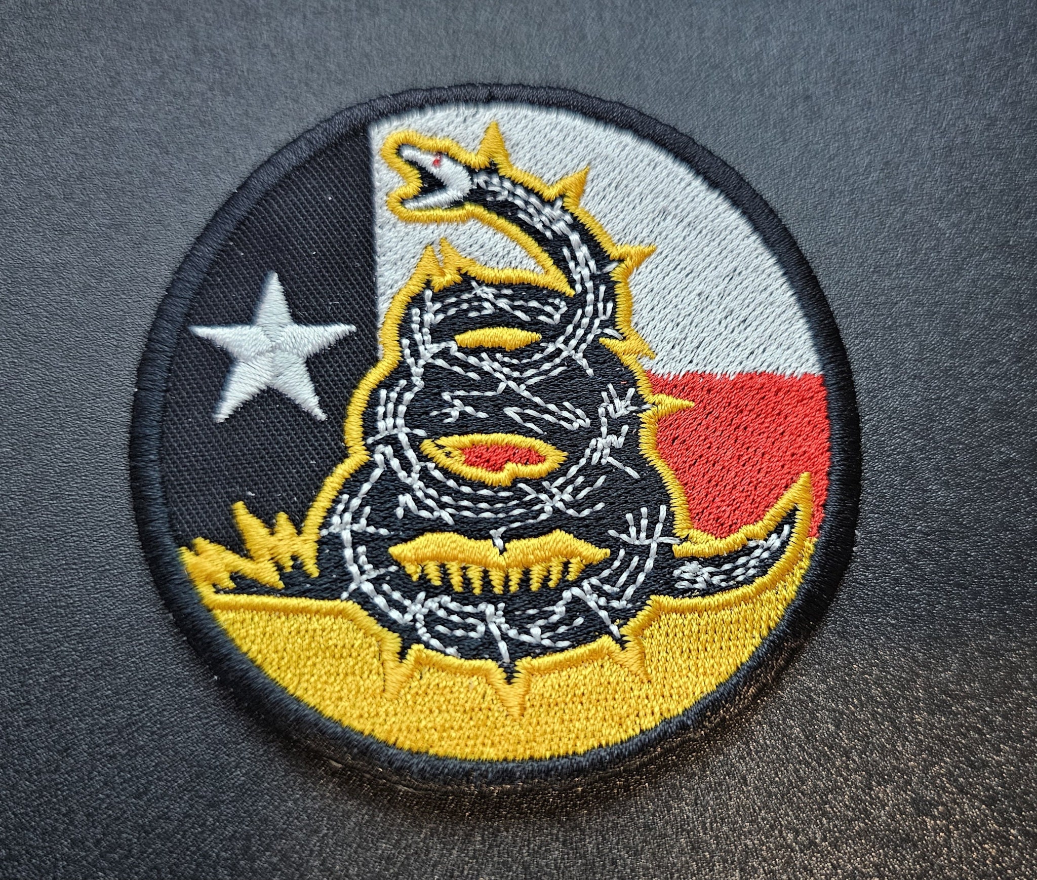 Texas Flag Razor Wire Snake Circular Patch - USA, America, Freedom ...