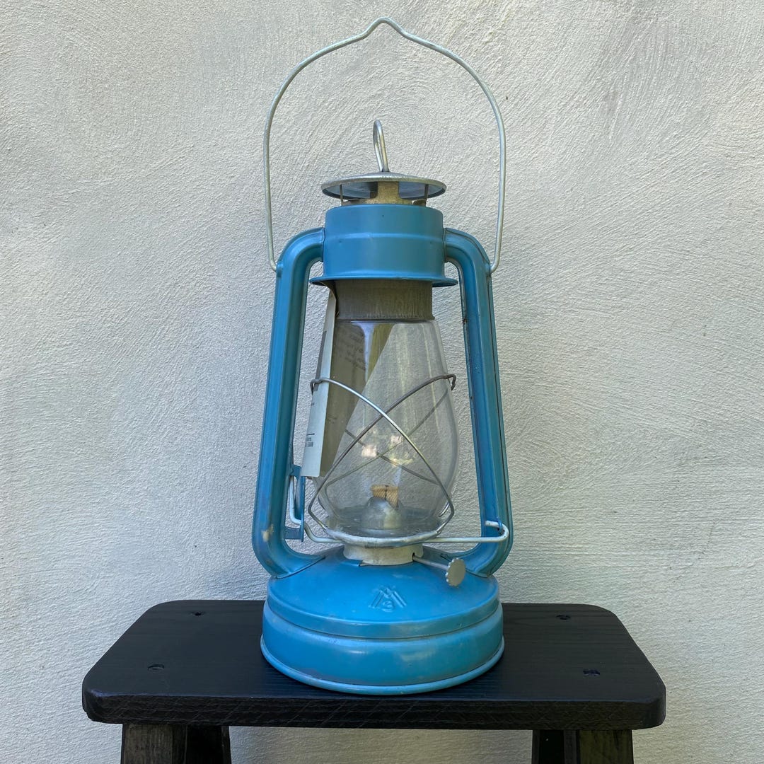 Vintage Batwing Oil Lamp, Kerosene Glass Lantern, Blue Hurricane Lamp ...