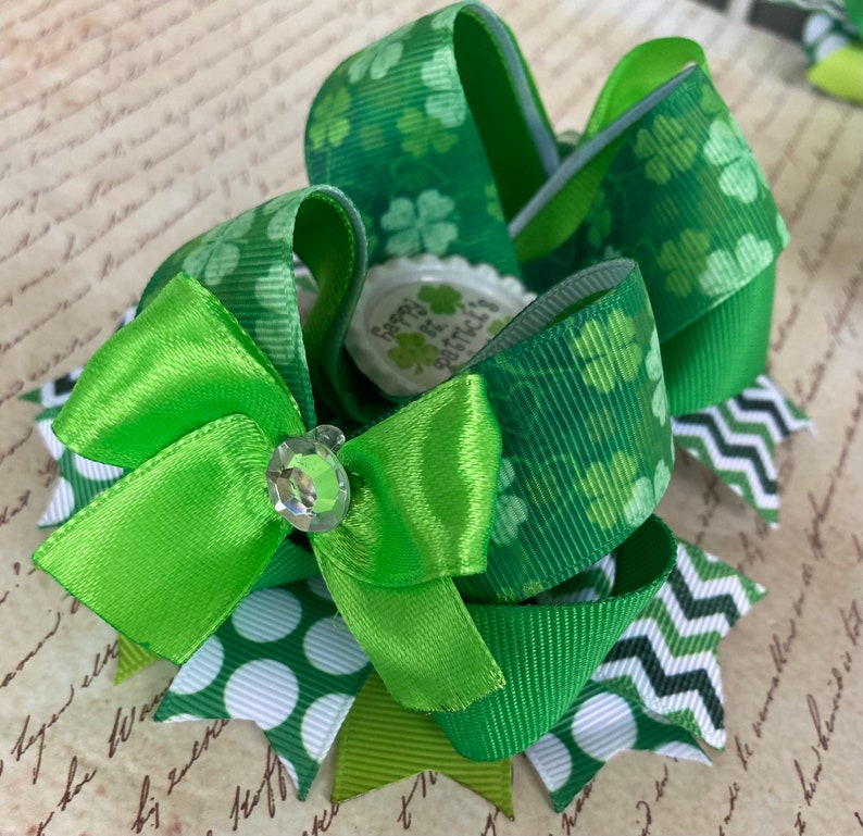 St Patricks Day Shamrock Hair Bow, Green Clover Clip, St Patrick's Hair ...