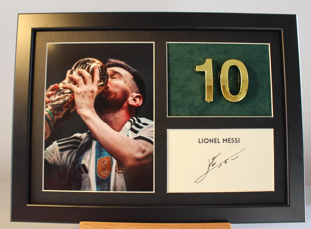 LIONEL MESSI AUTOGRAPH Framed A4 With Golden Numbers/display ...