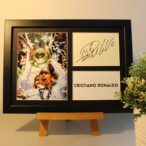 CRISTIANO RONALDO AUTOGRAPH Framed A4 / Signed Display- Memorabilia ...