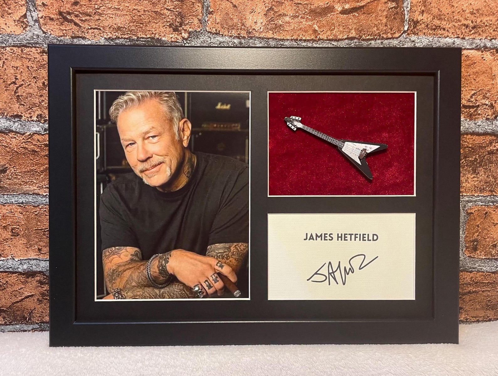 JAMES HETFIELD AUTOGRAPH + Mini Guitar - the Metallica Memorabilia. - Etsy