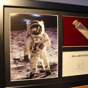 NEIL ARMSTRONG AUTOGRAPH + Piece of the Moon- the Apollo 11 Mission ...