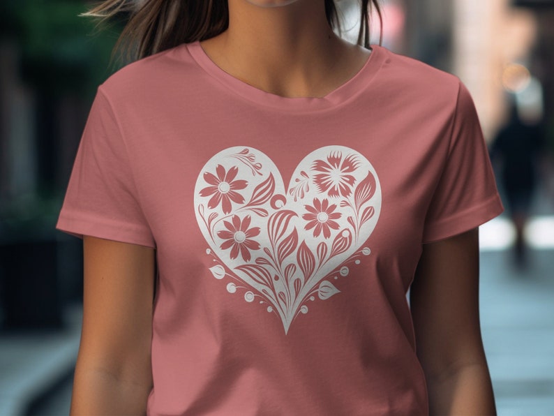 Floral Heart Design T-shirt, Black and White Love Heart Flowers Tee ...