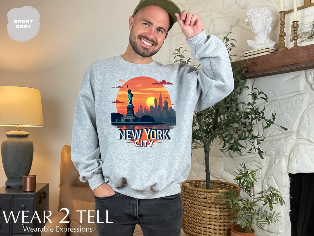 New York City Skyline T-shirt Unique NYC Tee Graphic Design for ...