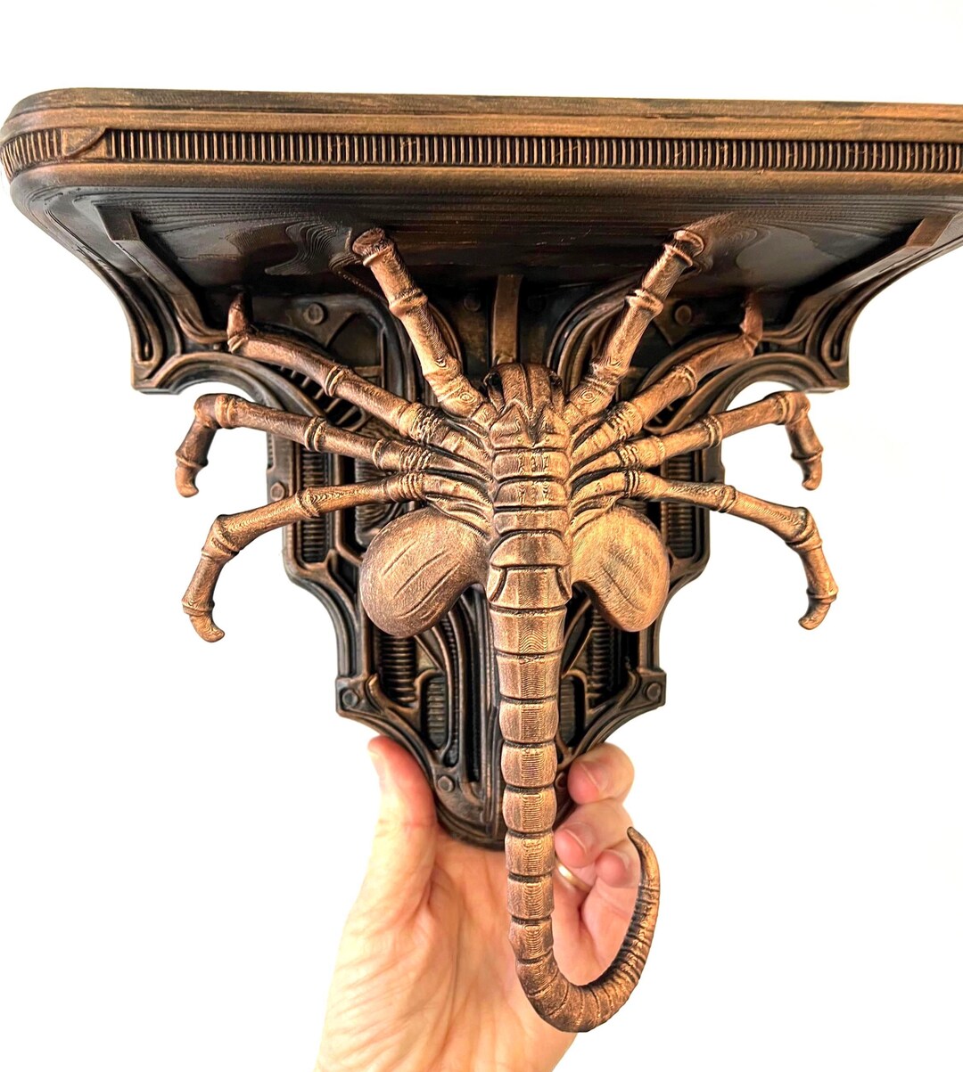 Biomechanical Alien Wall Mount – Extraterrestrial Creature – Gothic Sci ...