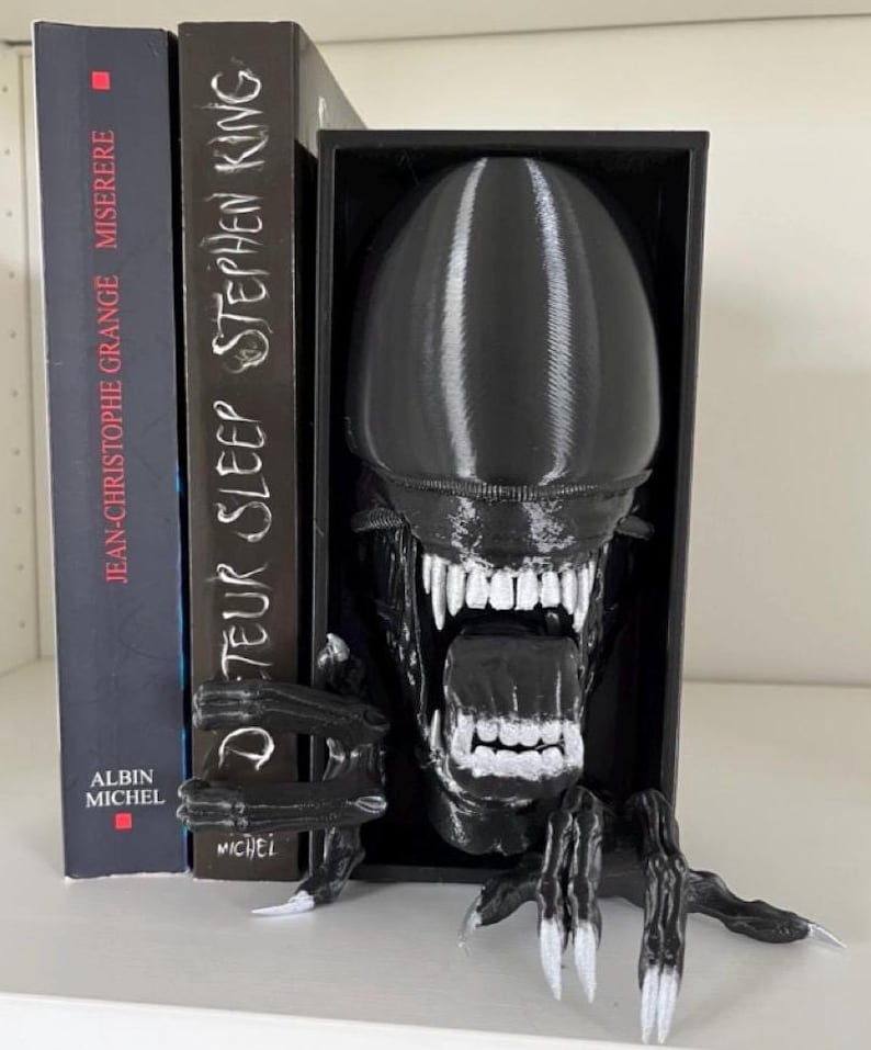 Alien Book Nook | Alien Earth | Bookends | 3D Printing | 3D Decoration ...