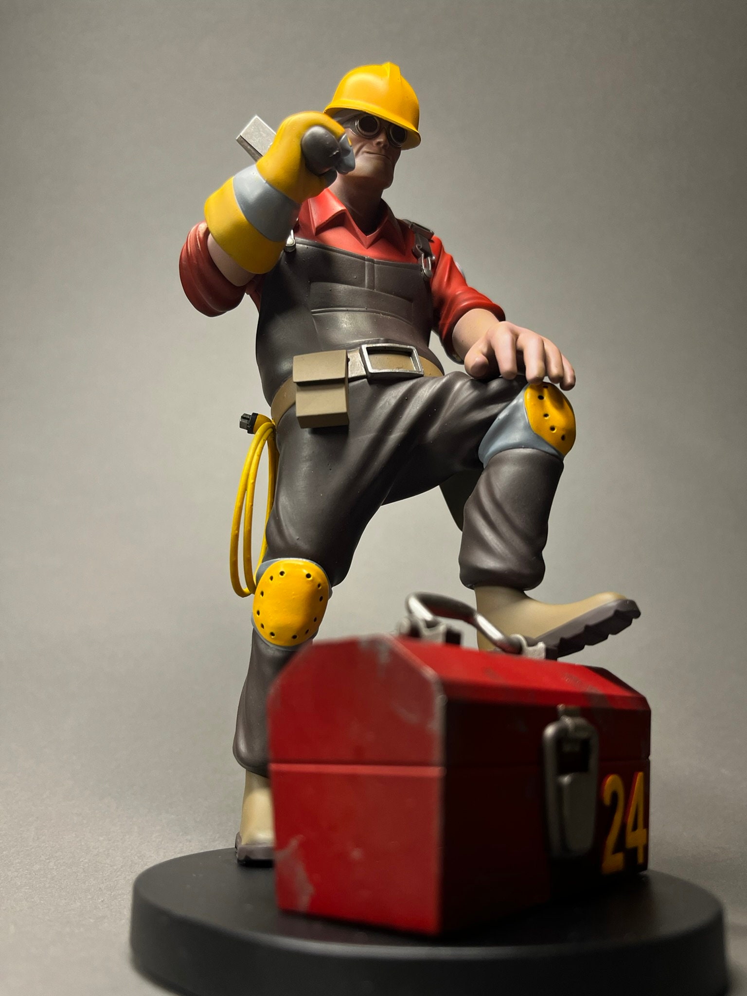 Team Fortress 2 Engineer Figurine - Etsy UK