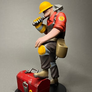 Team Fortress 2 Engineer Figurine - Etsy