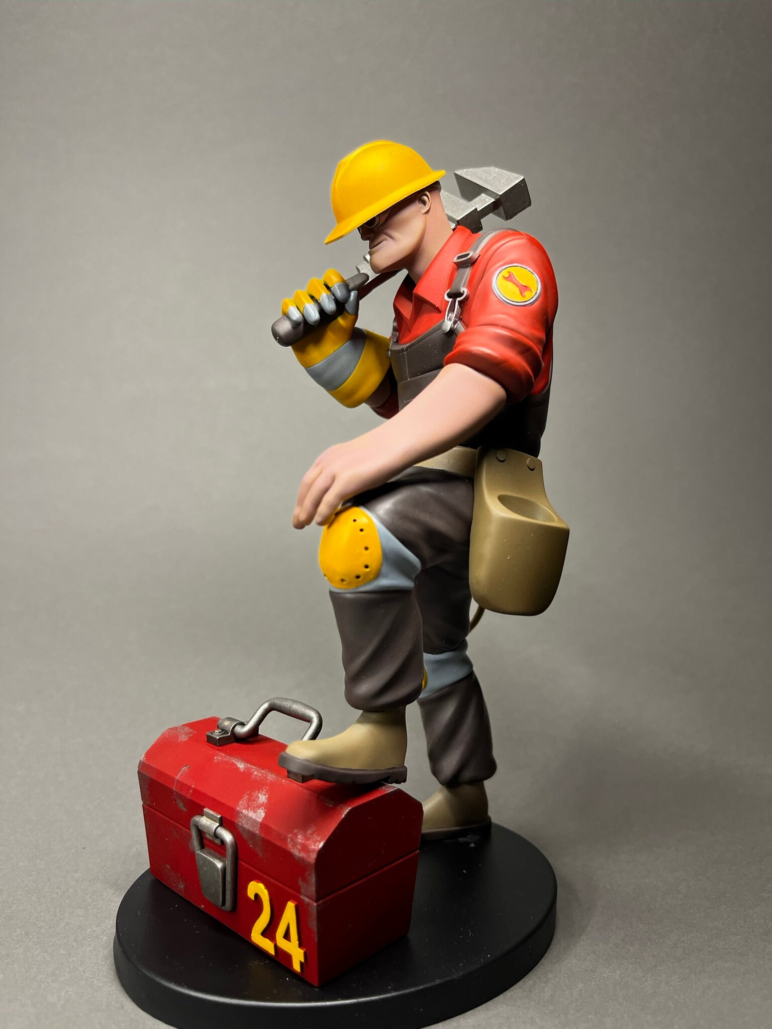 Team Fortress 2 Engineer Figurine - Etsy