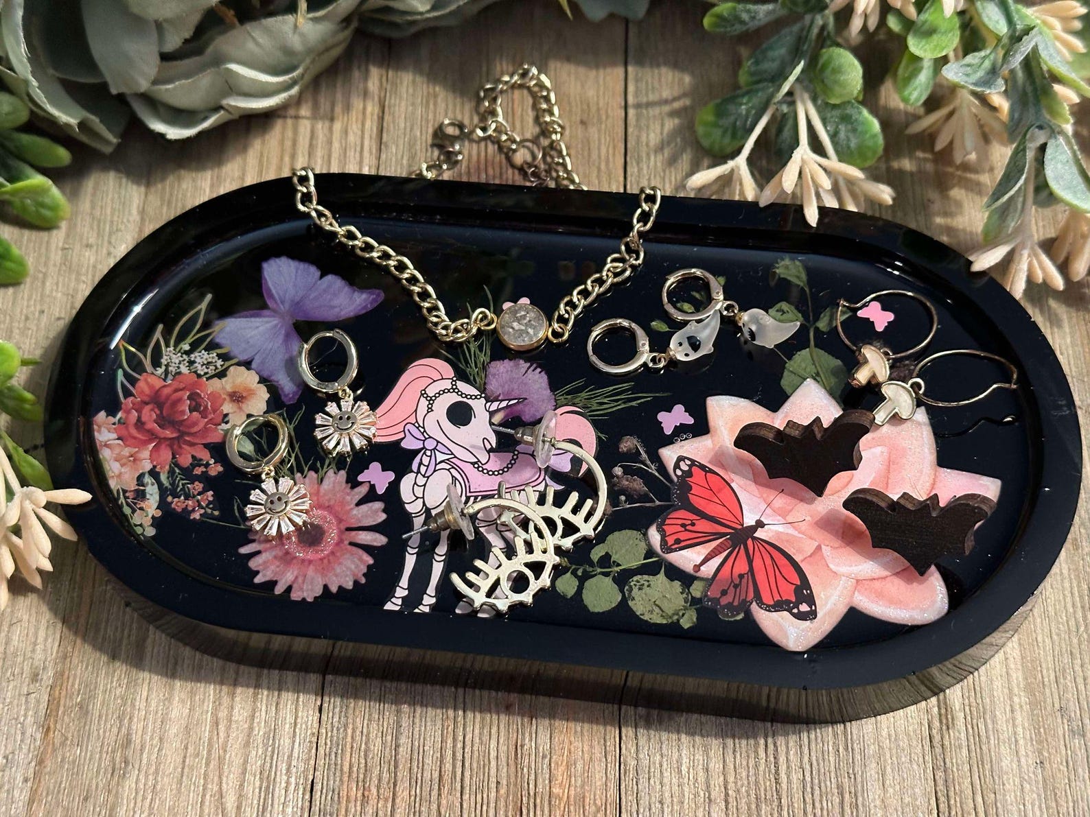 Goth Gardens Edition | Trinket Dish | Resin Oval Tray - Etsy