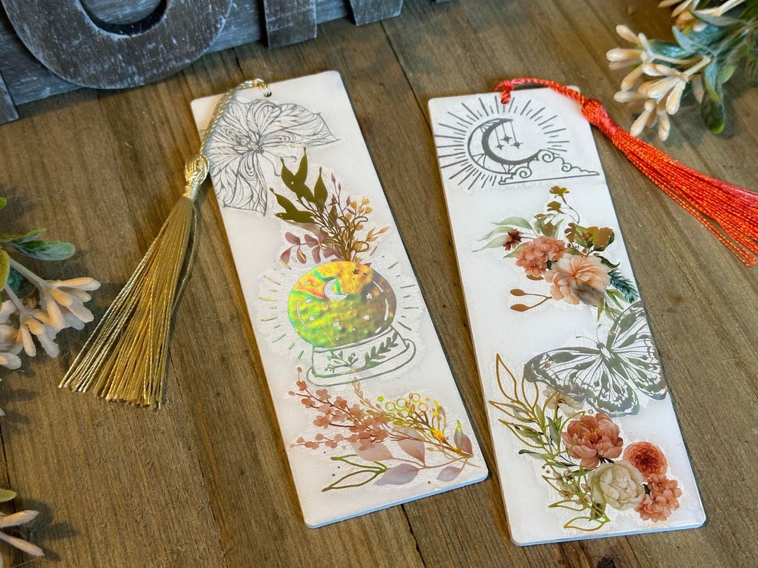 Holographic Bookmarks Wood - Etsy