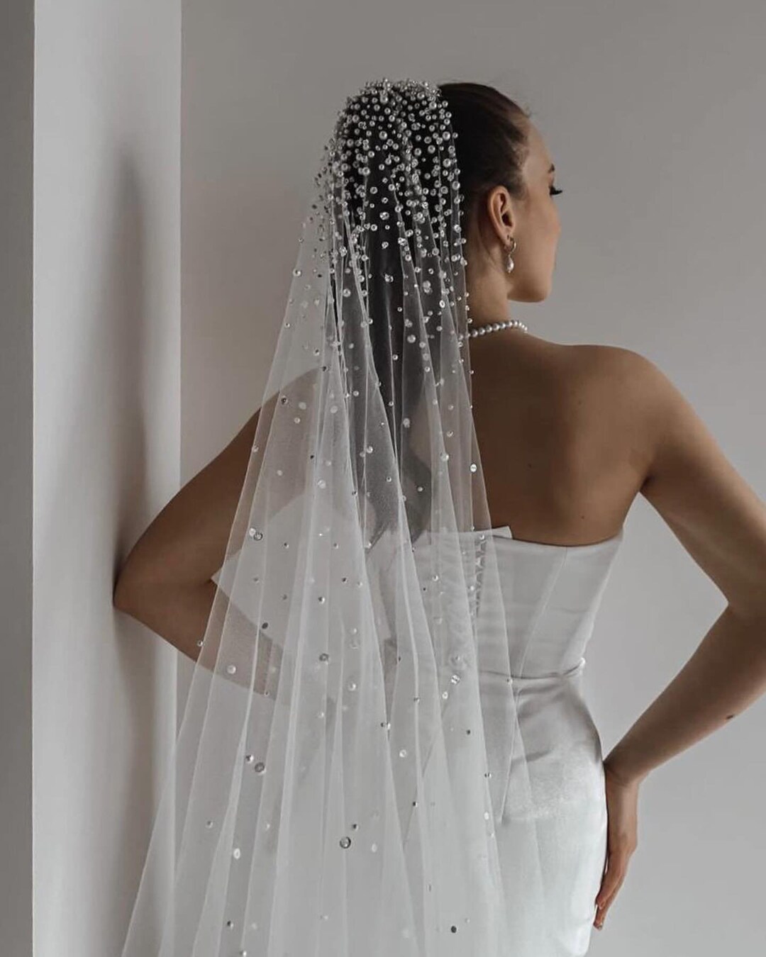 Bridal Veil, Modern Beaded Elegant Wedding Veil, Pearl Long Sheer ...
