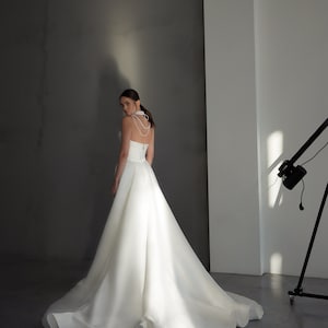 Sheath Mermaid Wedding Dress, Basque Waist, V Corset Wedding Dress ...