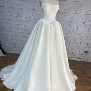 Custom-made Satin Bridal Gown, Basque Waist Wedding Dress, Light Pink ...