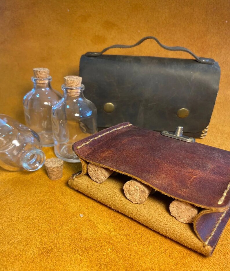 Genuine Leather Showcase Spice Rack, Spice Rack,home Products,living ...