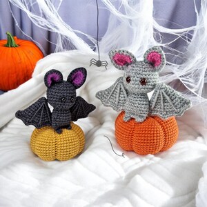 Plush Bats Crochet Pattern, Amigurumi Bat Pattern, Halloween Bat ...