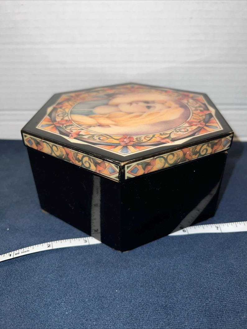 Limited Edition 1986 Rapunzel Hexagonal Musical Jewelry Box Long Ago ...