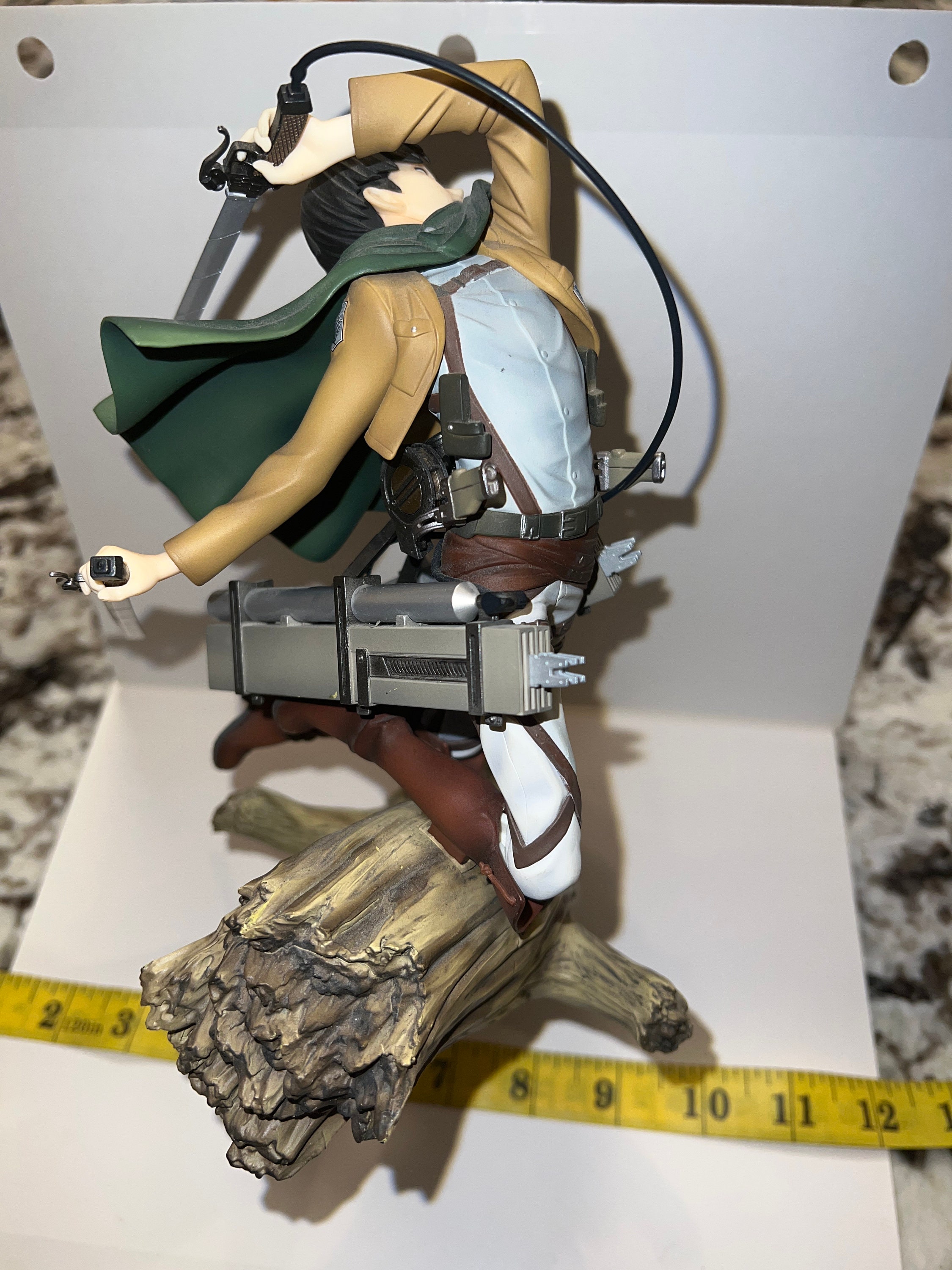 This Attack on Titan Levi Scale Figure - Etsy