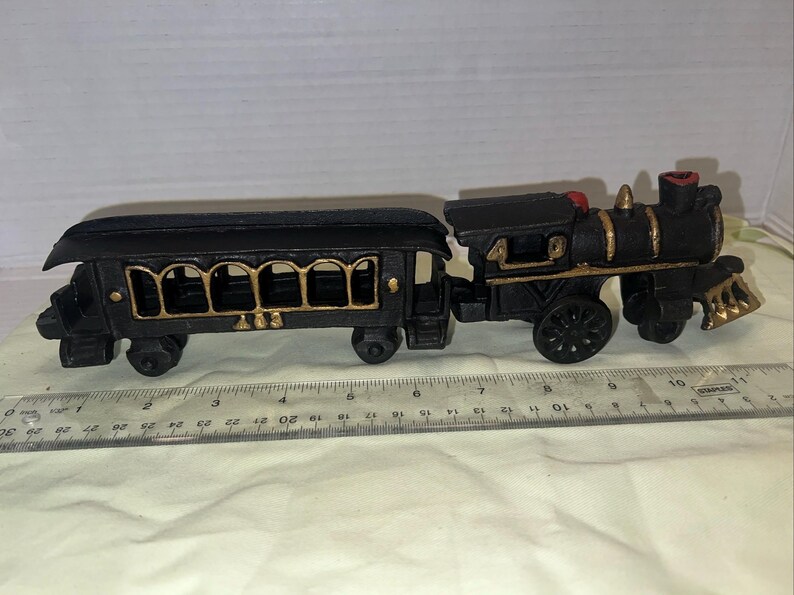 Cast Iron Train Locomotive Steam Engine & Passenger Carvintage - Etsy