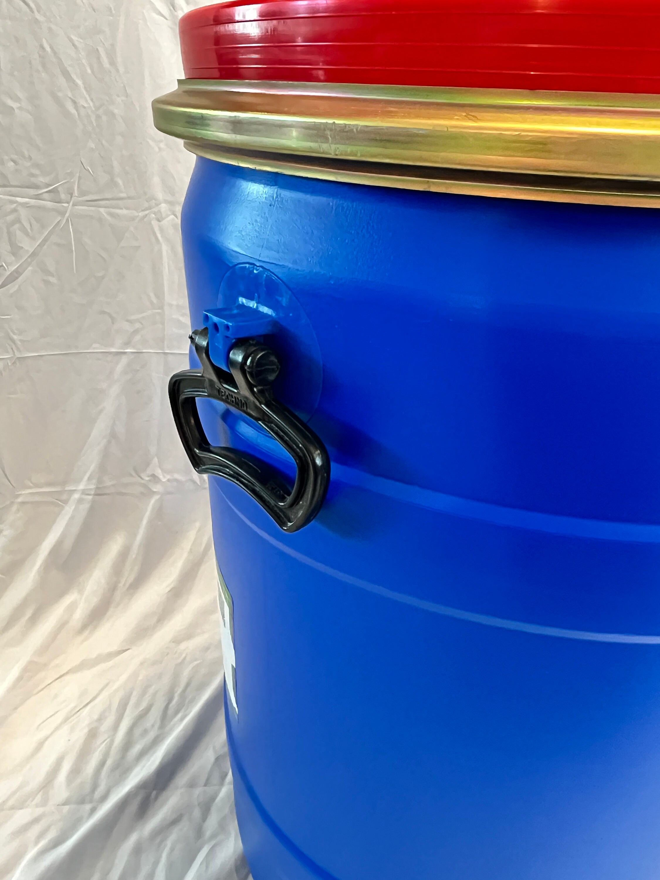 Once Used 30 Gallon Food Grade Plastic Barrel W/ Lid, Water Collecter ...