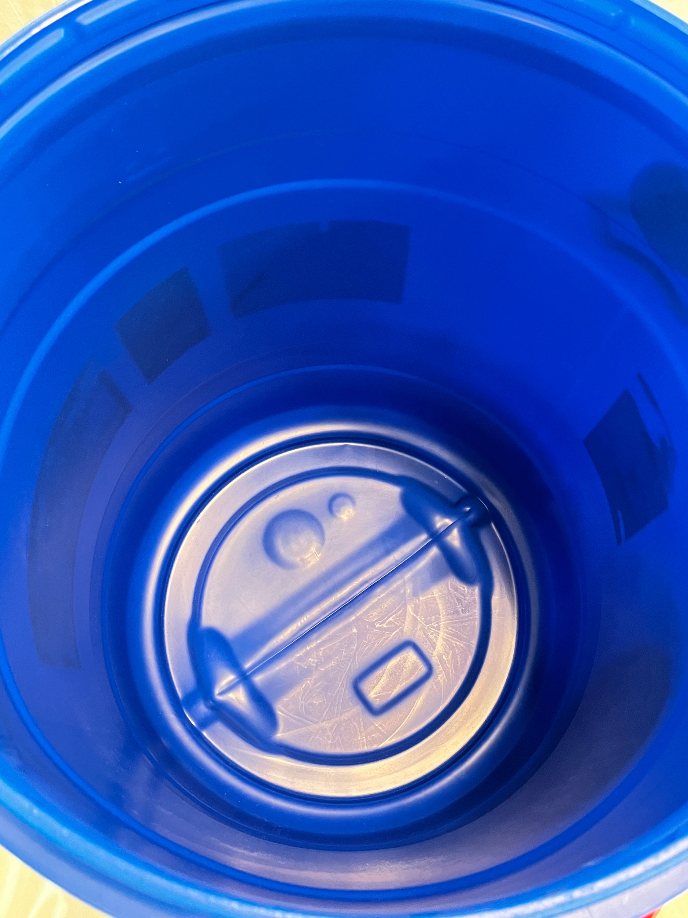 Once Used 30 Gallon Food Grade Plastic Barrel W/ Lid, Water Collecter ...