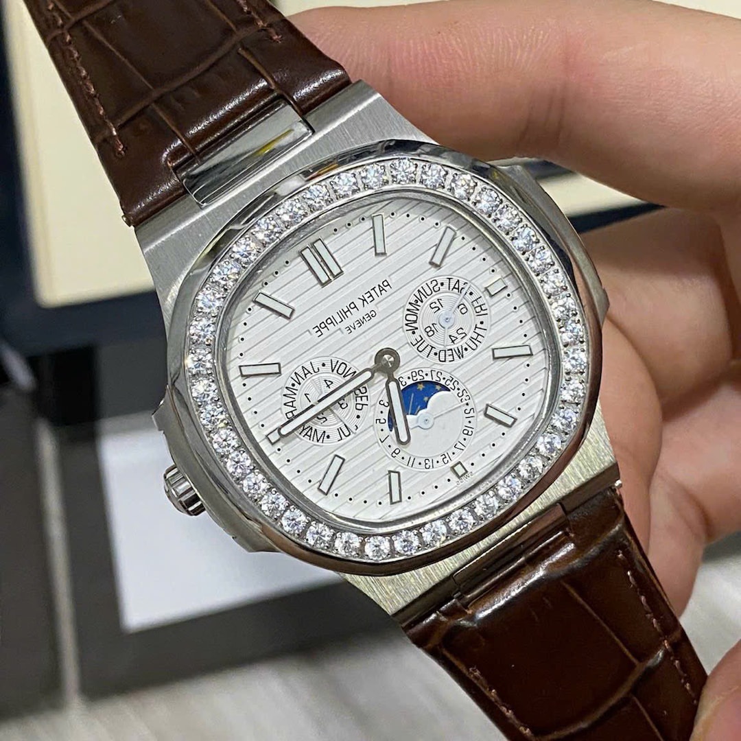 Patek Philippe Nautilus 5740 White Dial 41mm , Stainless Steel Patek ...
