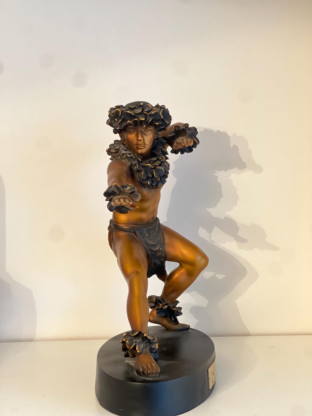 Kim Taylor Reece Statue: Hula Kahiko Kane - Etsy