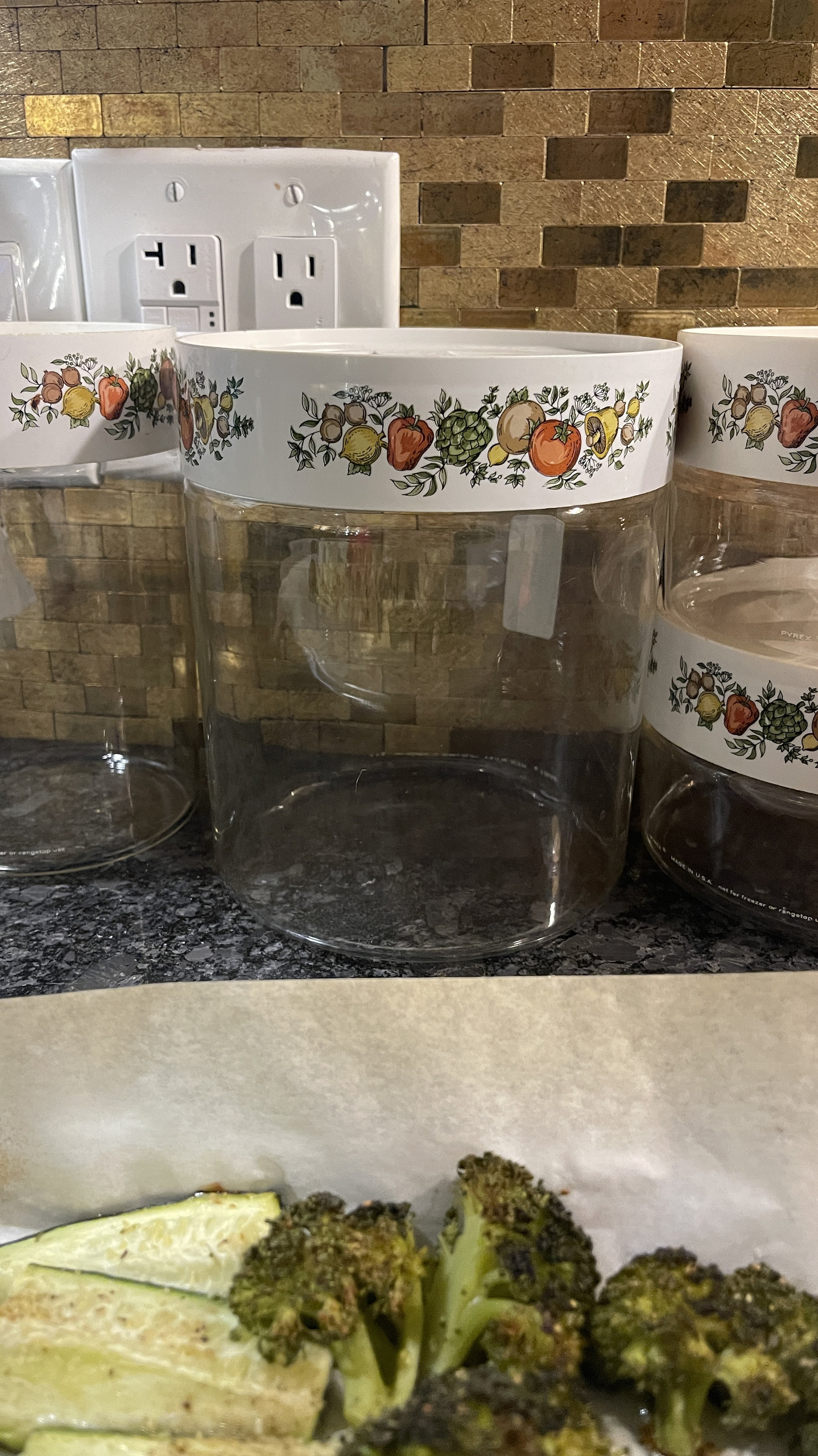 Vintage 1970s Pyrex Spice of Life Canister Set of 5 - Etsy