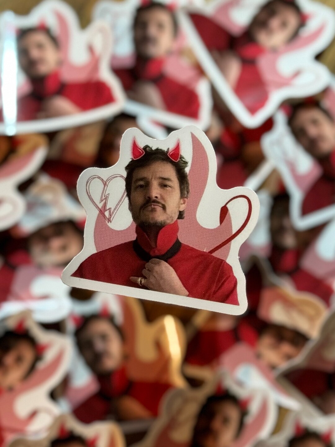 Pedro Pascal Sticker - MET Gala-look - Etsy