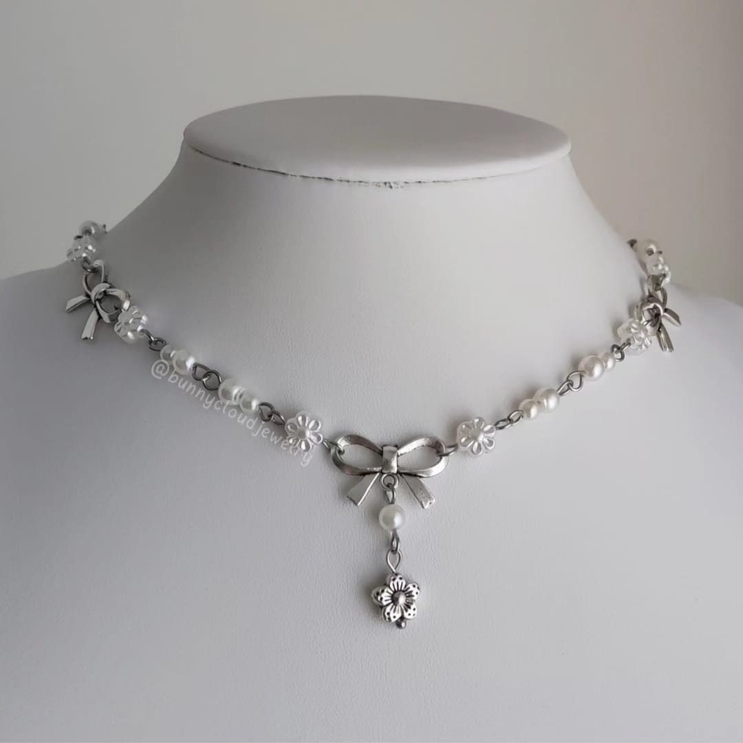 Bridgerton Inspired Necklace Eloise Debutante Necklace - Etsy