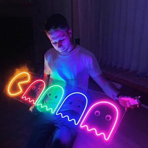 Retro Wave Arcade Neon Sign – LED Neon Light for Gaming Room, Vintage ...