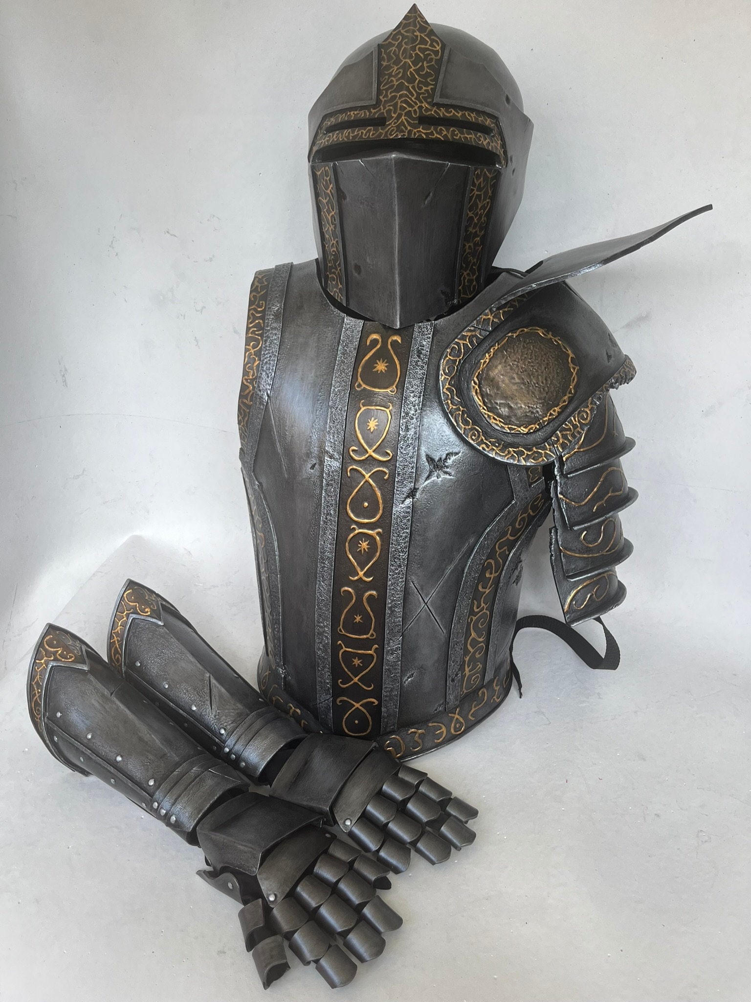 Armor Fallen Knight Dark Souls III - Breastplate, Shoulder Guard ...