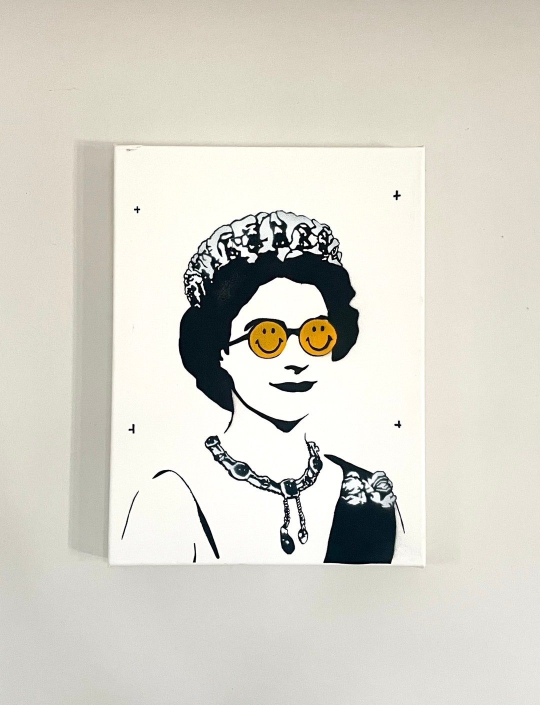 Queen Lizzie Graffiti Stencil Painting - Etsy