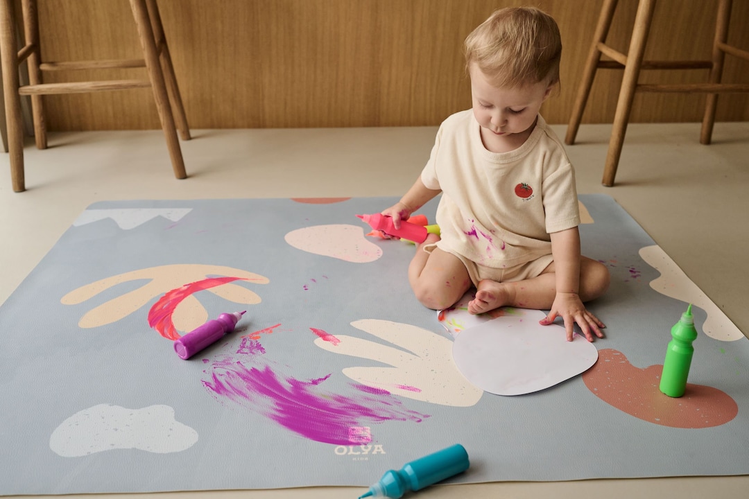 Messy Mat | Splash Mat | Floor Protector | Wipeable | Waterproof ...
