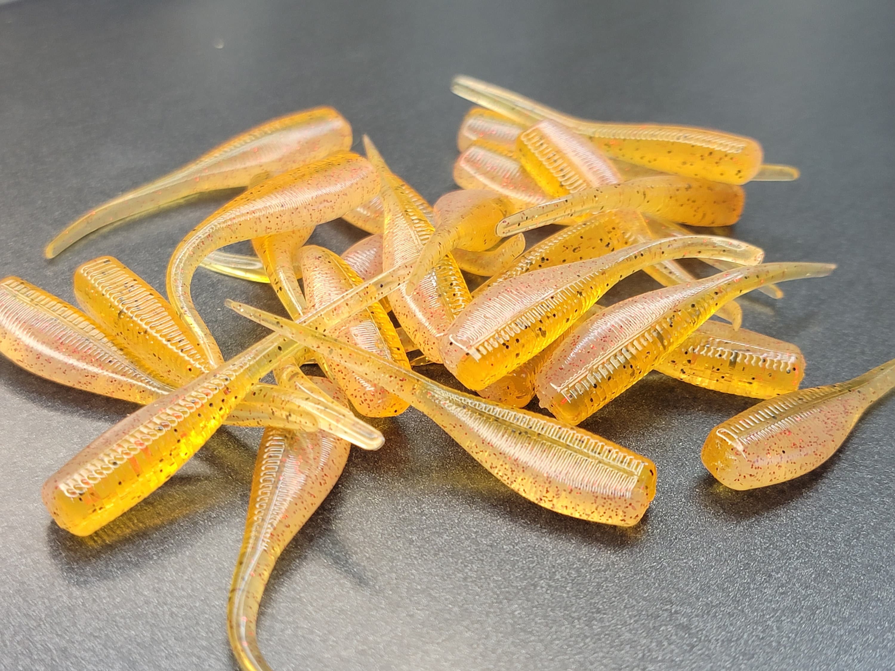 2 SLAB HUNTER 24 Pack golden Mayfly Grubs Jigs Crappie Panfish Stinger ...
