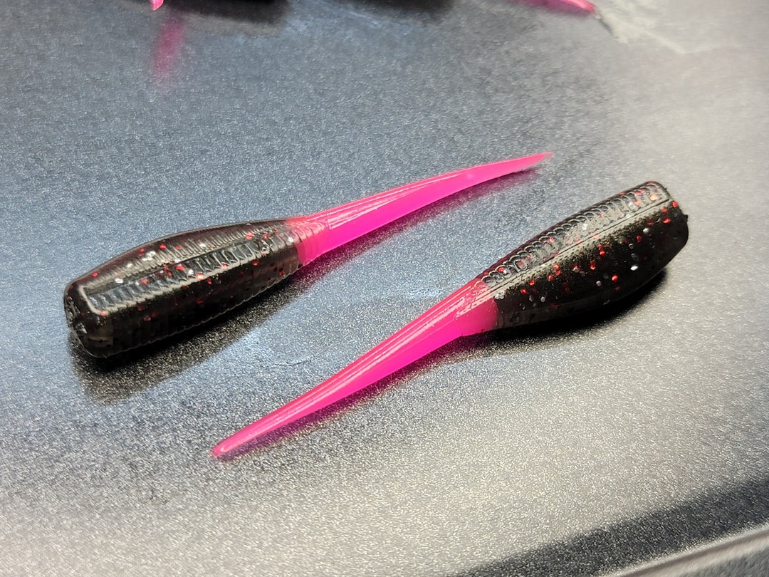 2" SLAB HUNTER 24 Pack "smoke/pink" Grubs Jigs Crappie Panfish Stinger ...