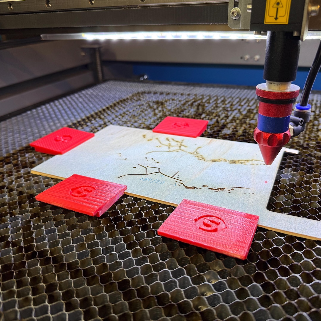 Magnetic 3D Printed Laser Bed Clips: PETG, 1/8 & 1/4 Inch Plywood - Etsy