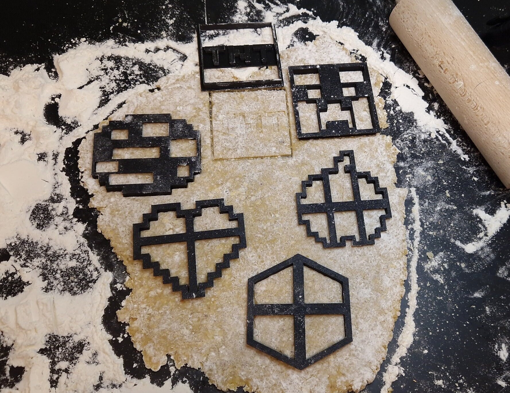 Mine & Munch: 3D Printed Minecraft Cookie Cutter Set Game Items Heart ...